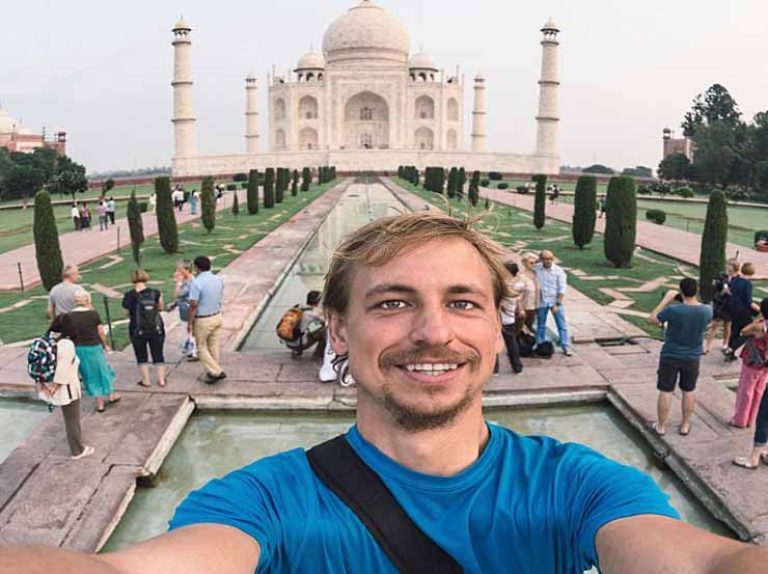 The Science Behind the Changing Colors of the Taj Mahal - Tickets Taj Mahal