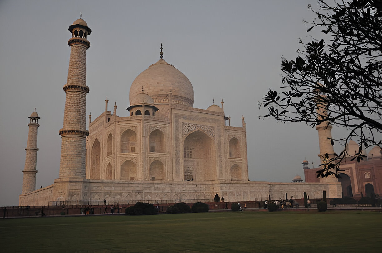 Exploring the Taj Mahal: An Engineering and Architectural Wonder ...