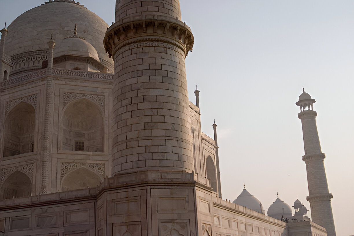 Exploring the Taj Mahal: A Deep Dive into Its History and Cultural ...