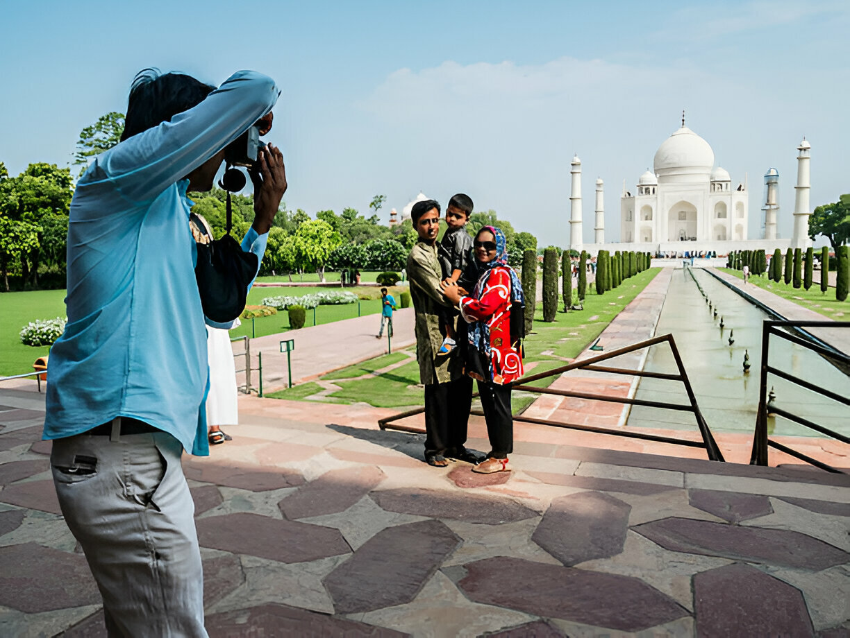 Exploring the Taj Mahal with Kids: A Journey Through History and Wonder ...