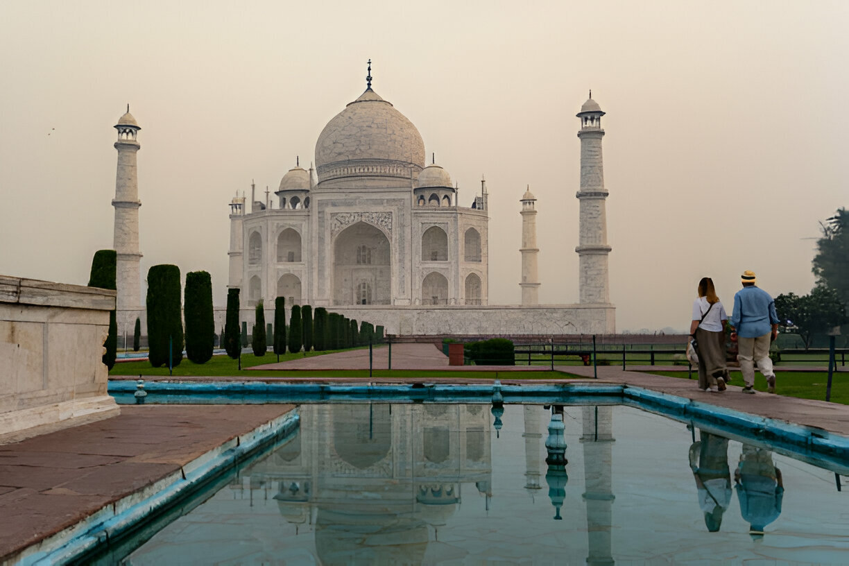 Plan Your Trip: The Ideal Time to Visit the Taj Mahal Based on Climate ...
