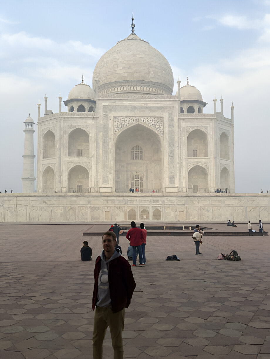 Reflect and Discover: Visiting the Taj Mahal Alone - Tickets Taj Mahal