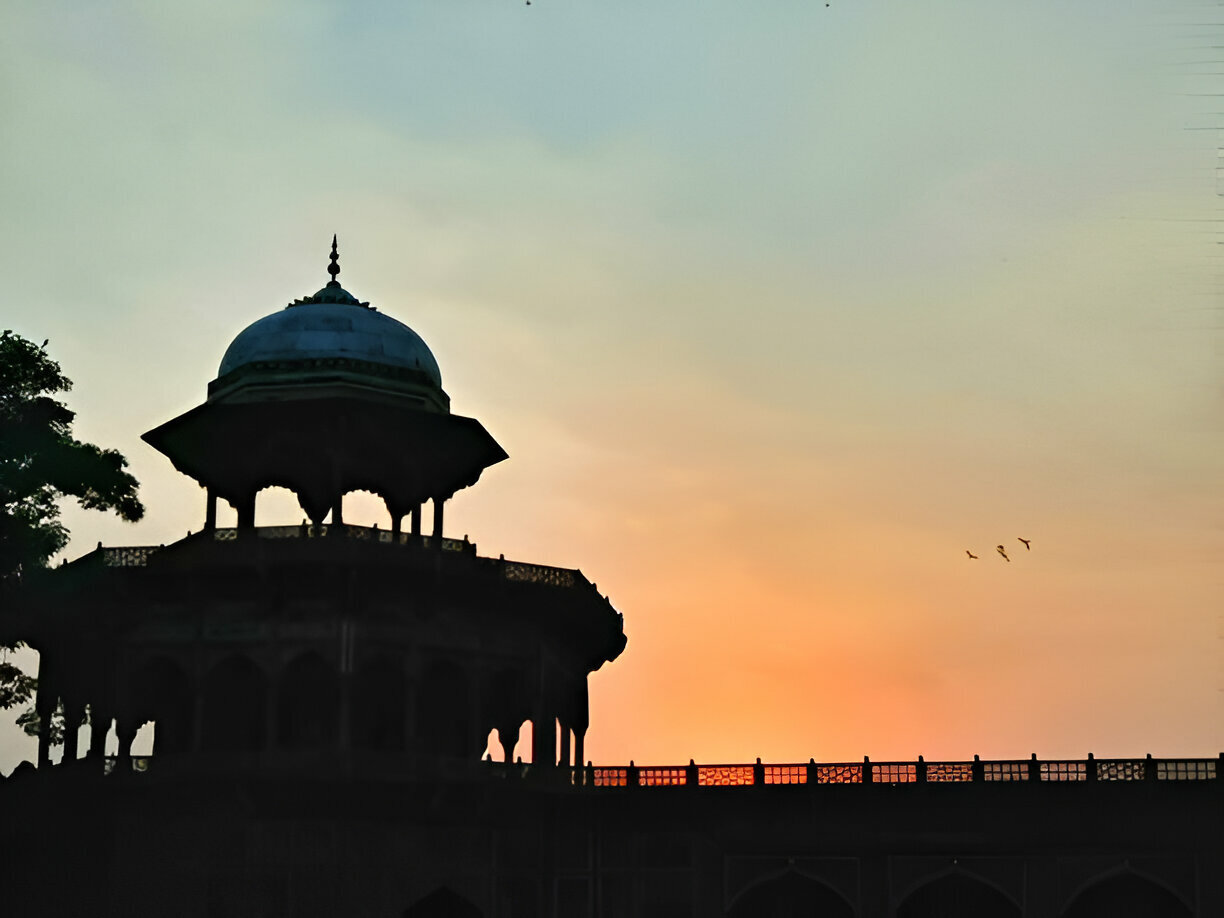 Taj Mahal Climate: The Best Time to Visit This Timeless Wonder ...