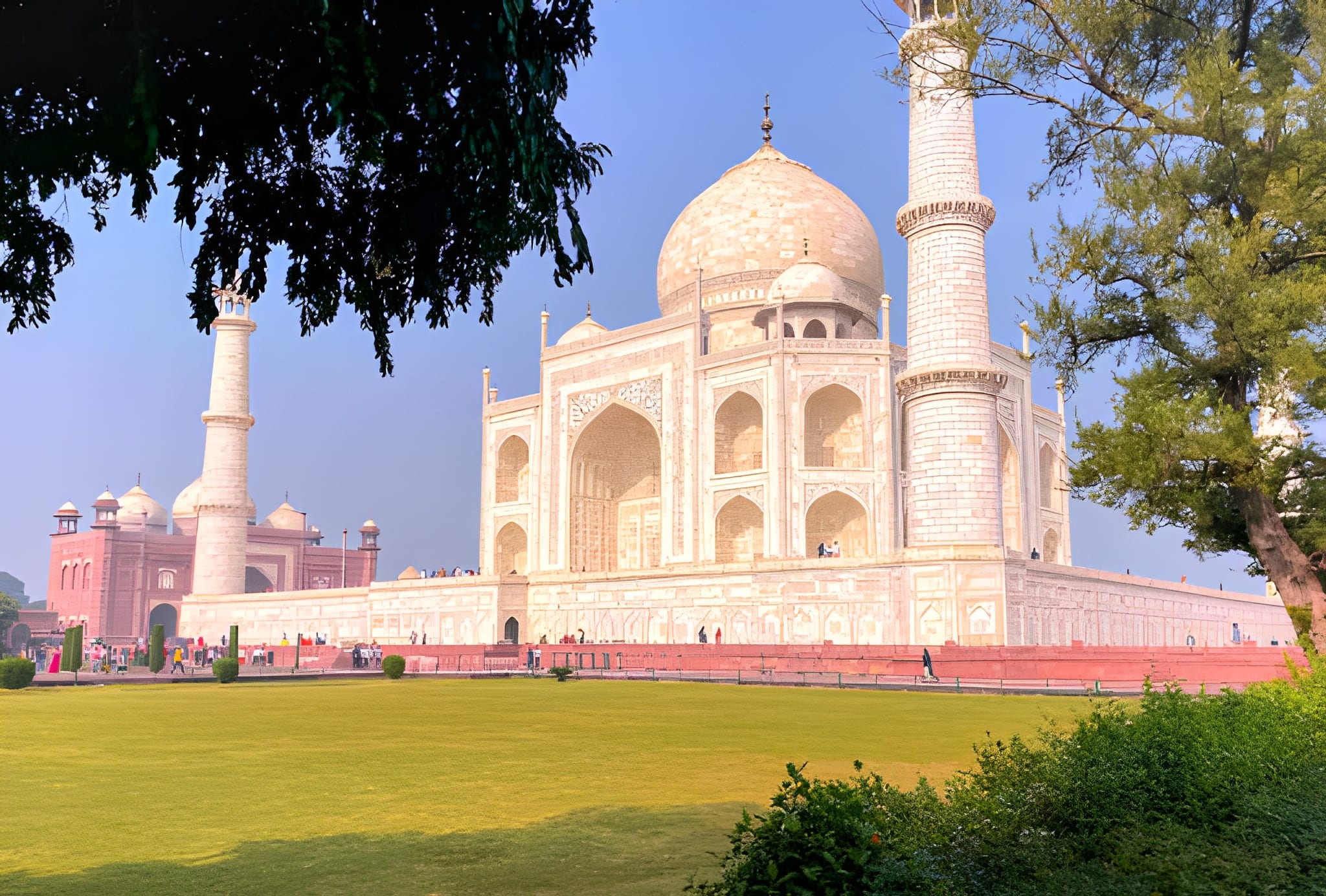 How Much Is the Taj Mahal Worth? The Priceless Jewel of India - Tickets ...