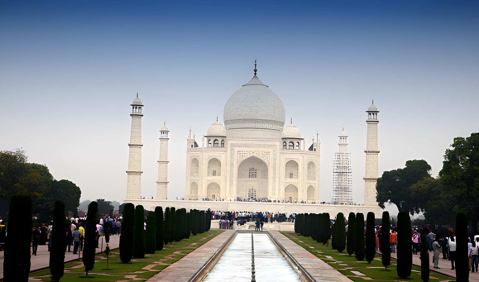 The Taj Mahal Isn’t Just Beautiful — Wait Until You See This - Tickets ...